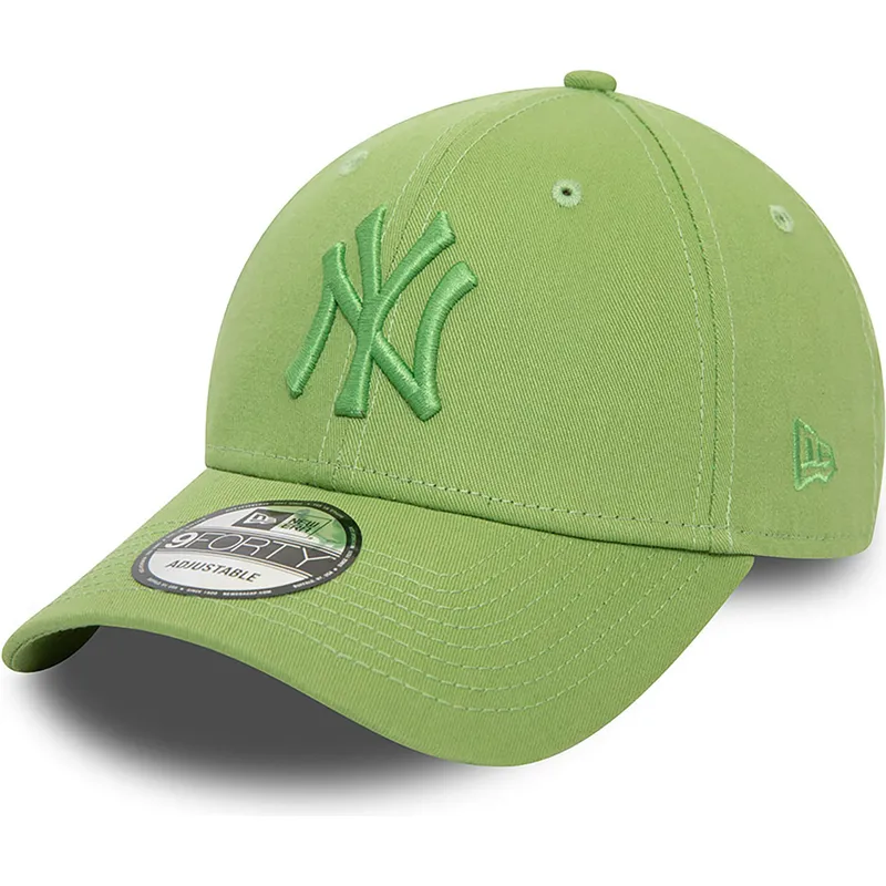 New Era Curved Brim Green Logo 9FORTY League Essential New York Yankees ...